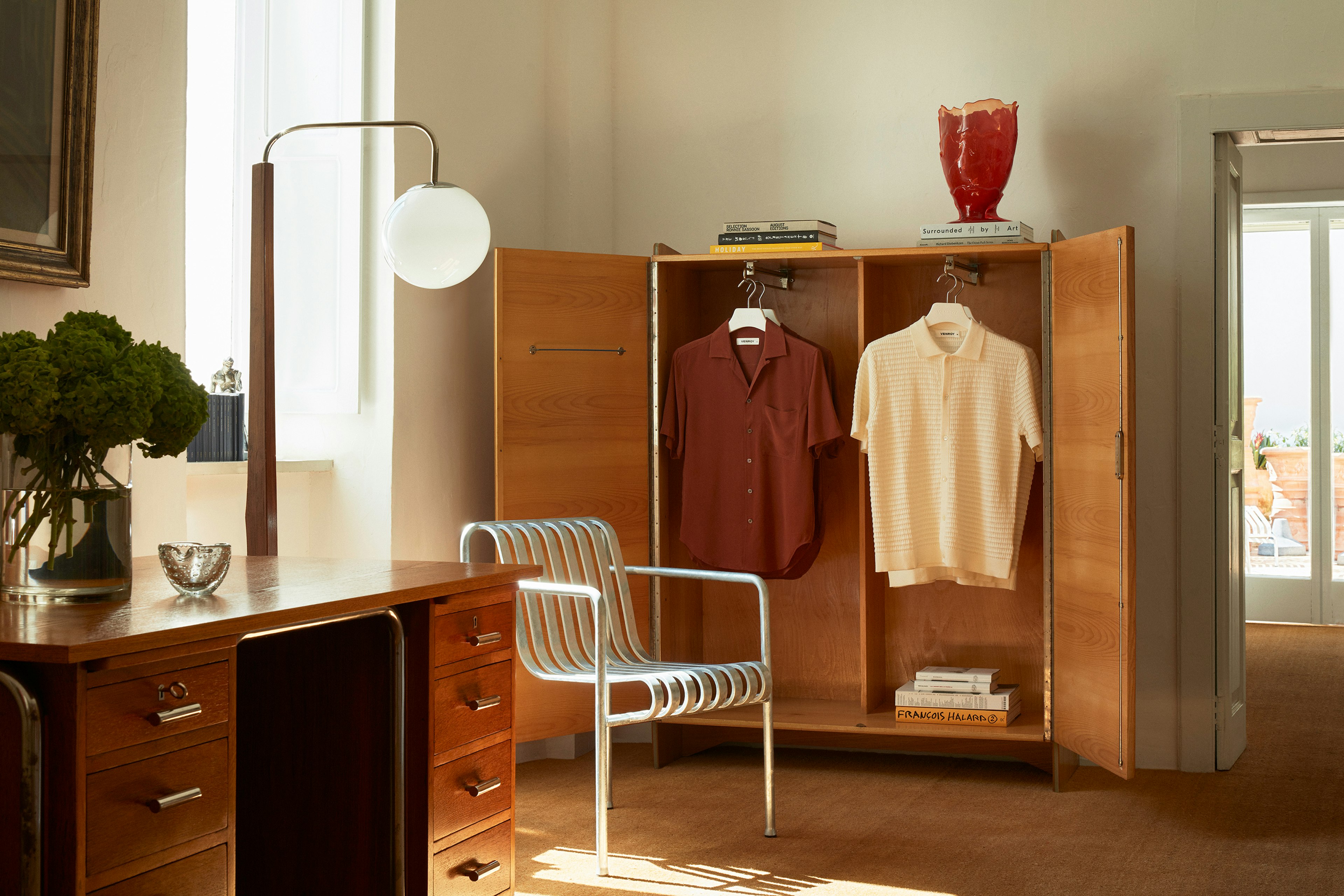 Venroy Woman | Premium Leisurewear designed in Australia